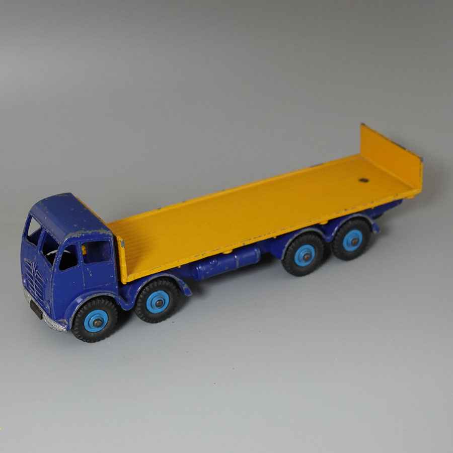 Dinky 512 Guy Flat Truck red and yellow RARE - Die Cast Models 4 You