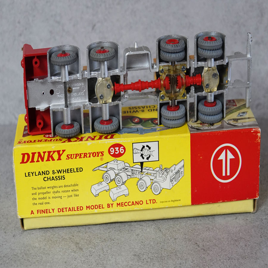 Dinky 936 Leyland 8-Wheeled Chassis Grey Tyre Version - Die Cast Models ...