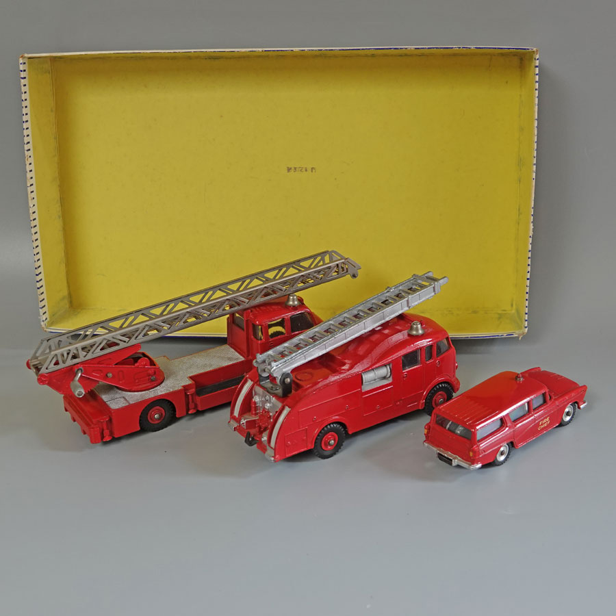 Dinky 957 Fire Services Gift Set - Die Cast Models 4 You